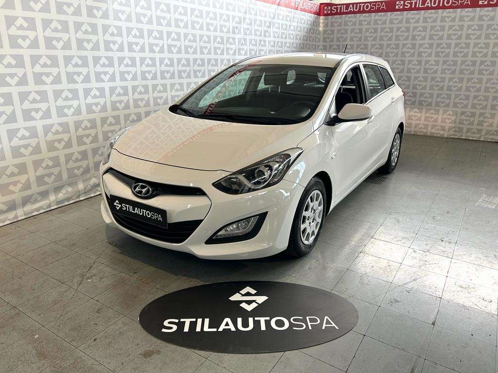 Hyundai i30i30 Wagon 1.6 crdi Classic 110cv