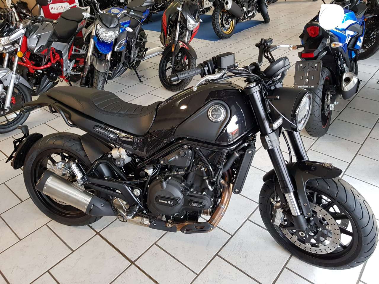 Benelli Leoncino502 RUOTE IN LEGA