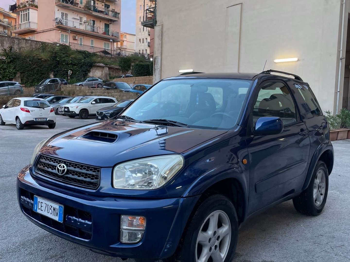 Toyota RAV 4RAV4 3p 2.0 d-4d 16v Sol