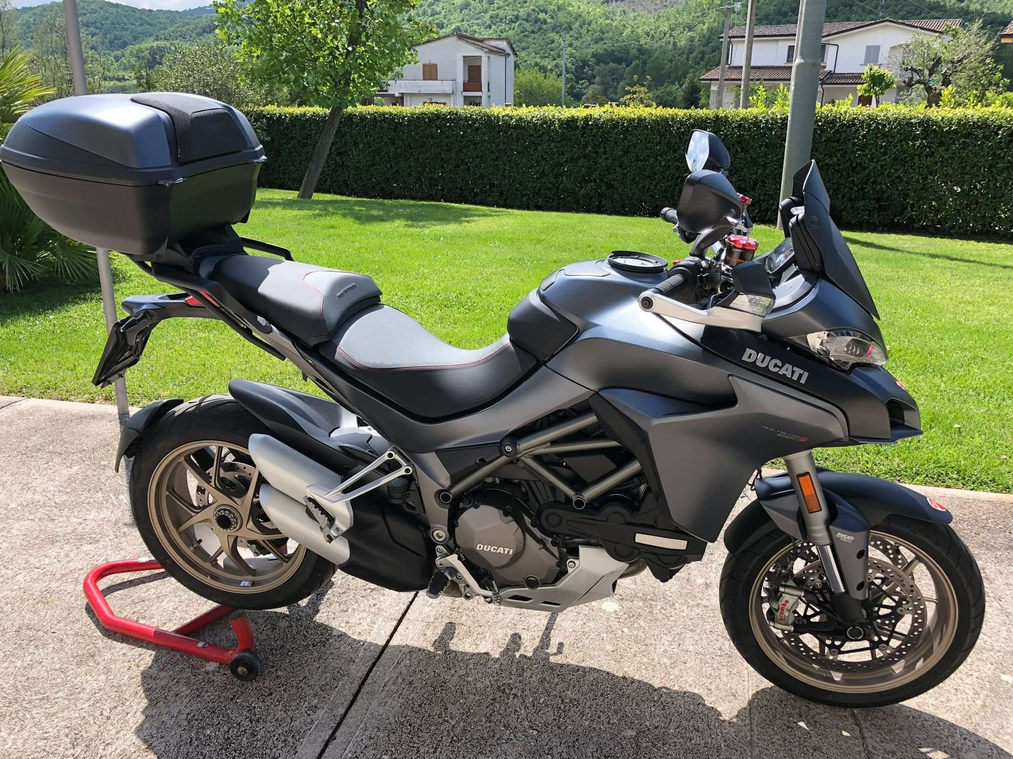 Ducati Multistrada 1260Volcano Gray