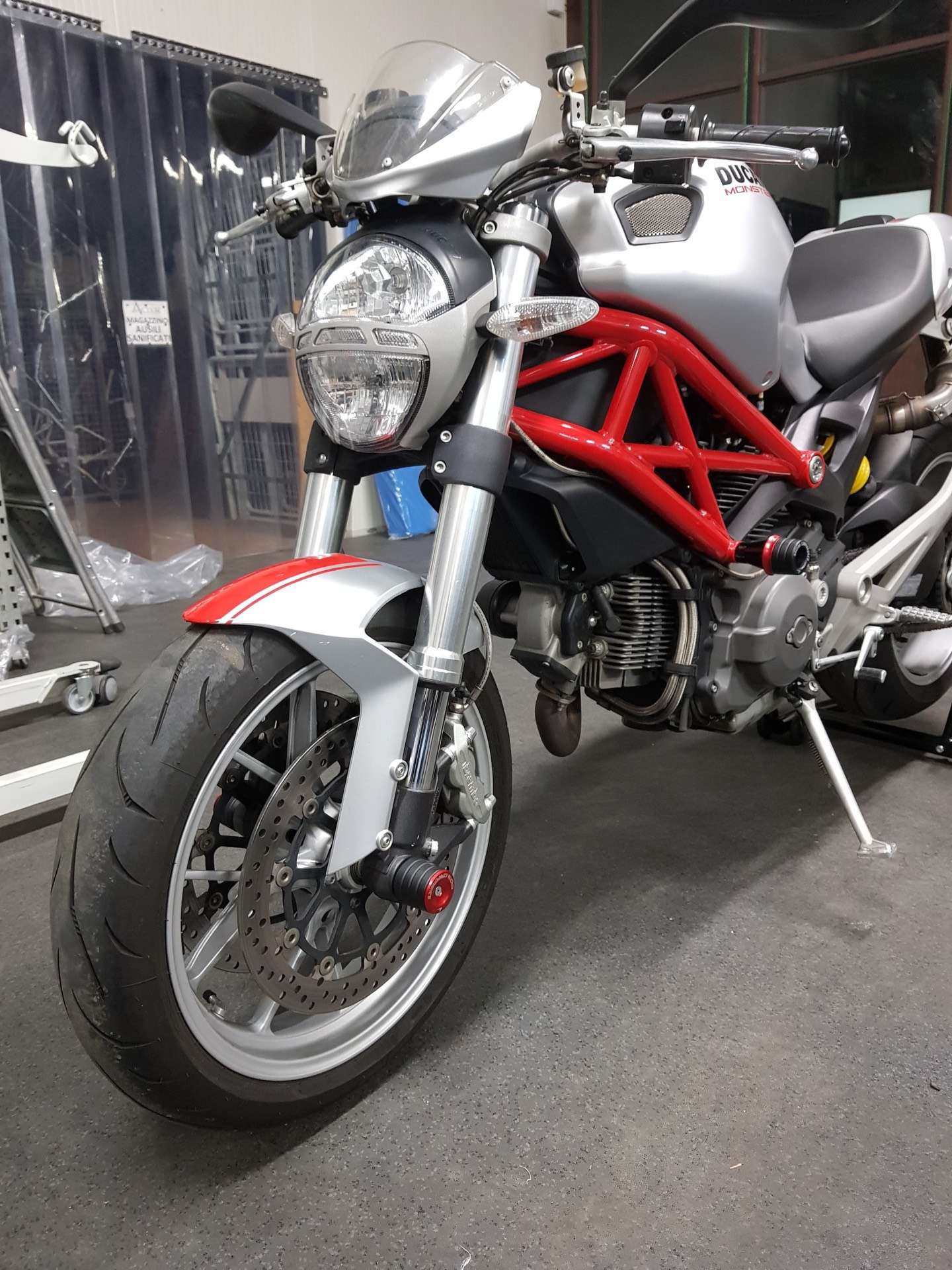 Ducati Monster 1100Monster 1100