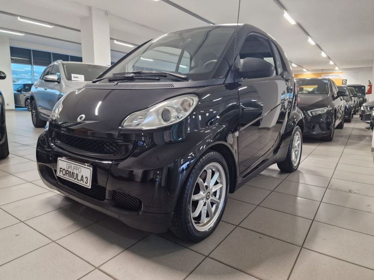 SMART fortwo 2ª serie fortwo 1000 52 kW MHD coupé pure