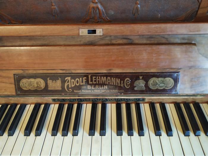 PIANOFORTE VERTICALE ADOLF LEHMANN