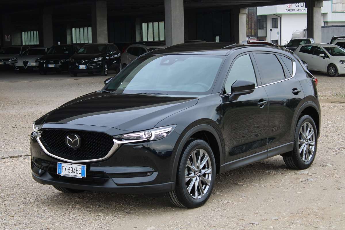 Mazda CX-52.2L Skyactiv-D 184CV Signature AWD 6AT Automatica