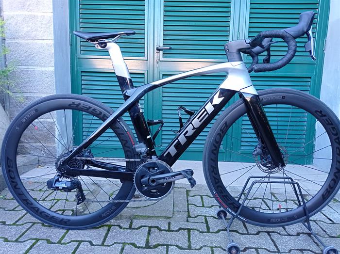 TREK MADONE SLR7 SRAM FORCE ETAP 12V