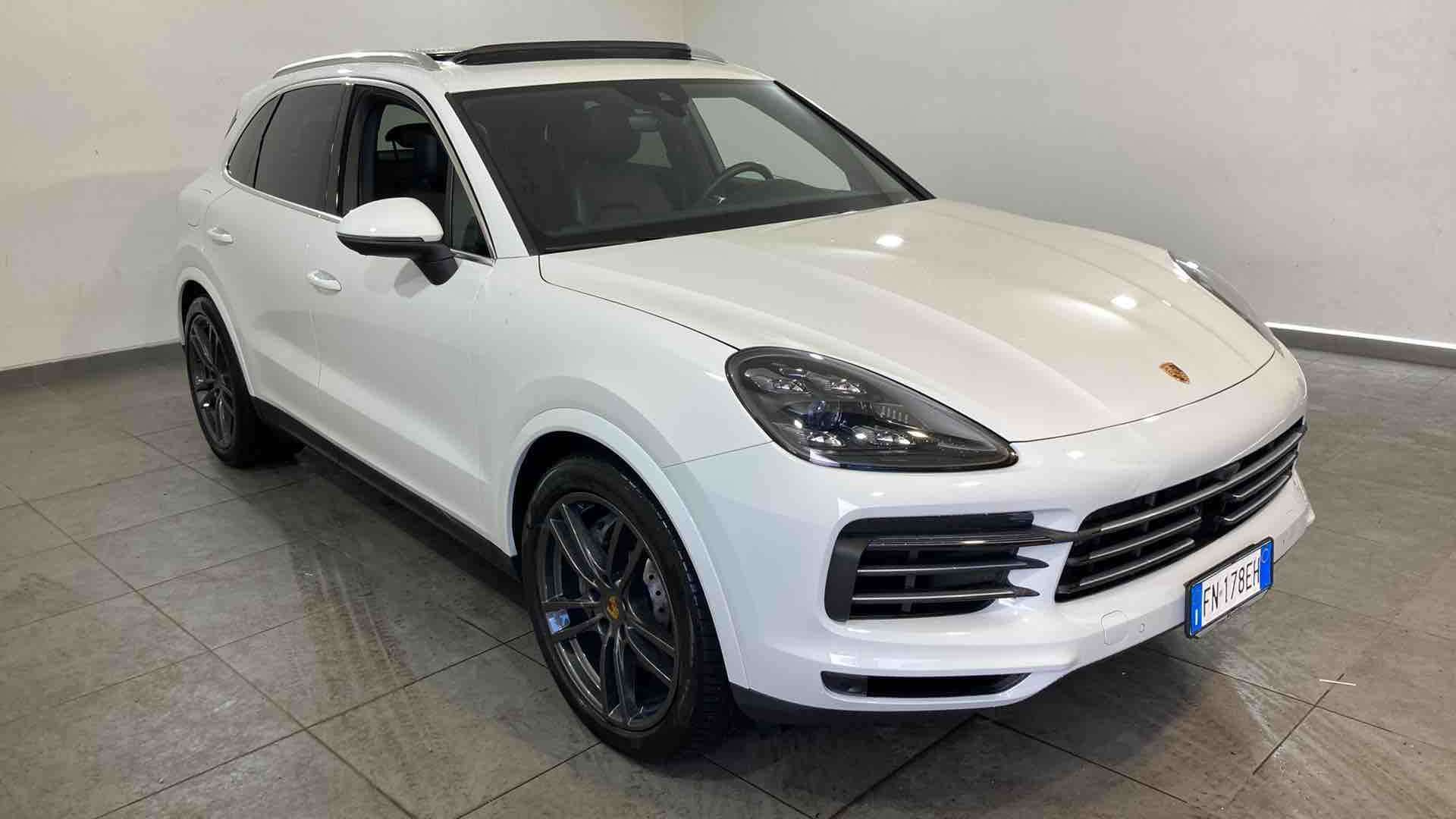 Porsche CayenneCayenne 2,9 Ltr. - 324 kW V6 turbo CAT S