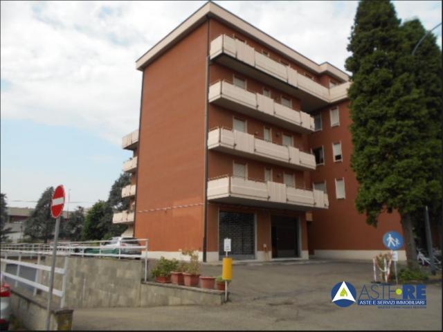 Ufficio al p.t. con magazzino in via braida n.140, sassuolo (mo)