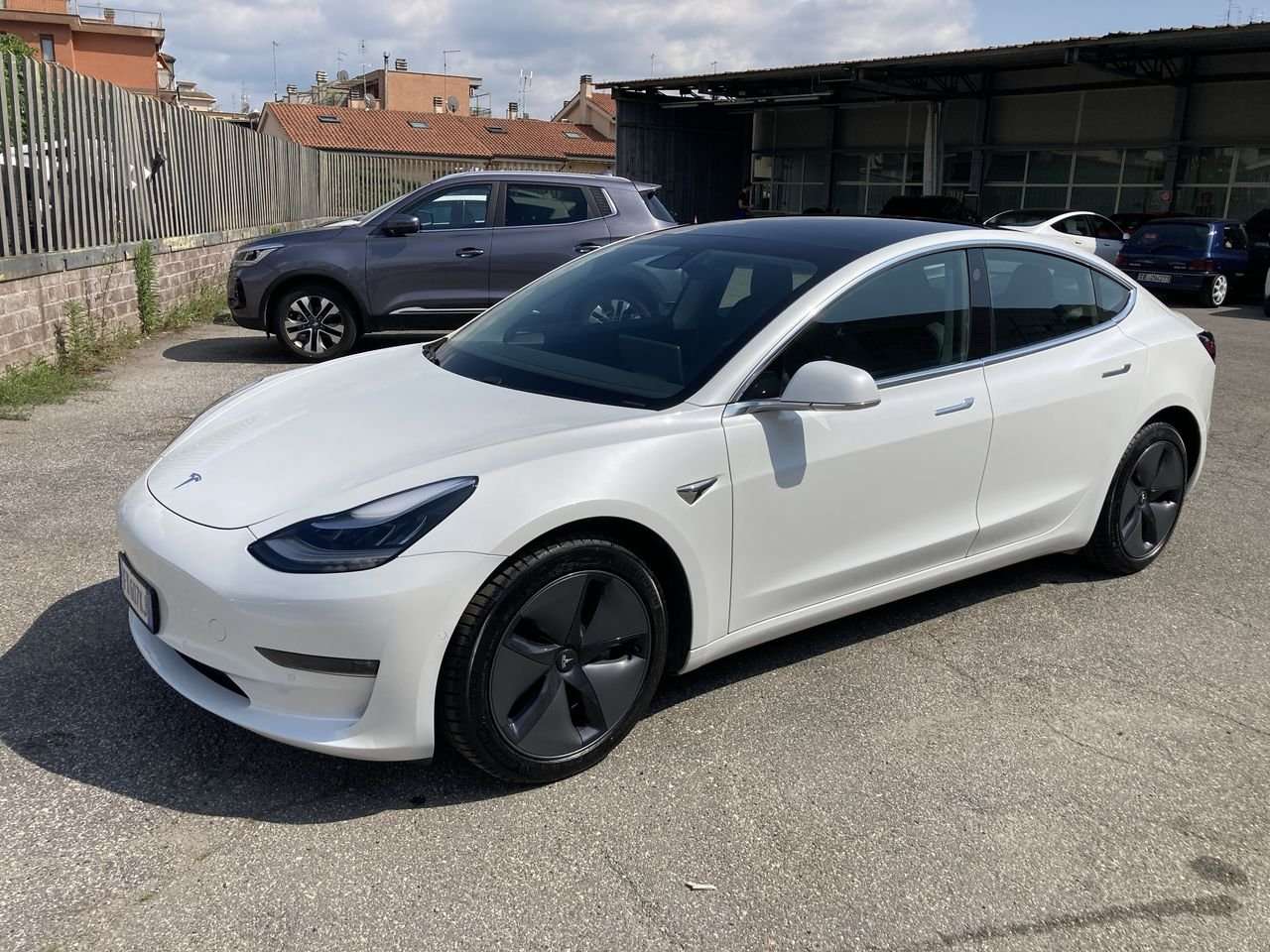 Tesla Model 3Model 3 Long Range Dual Motor awd