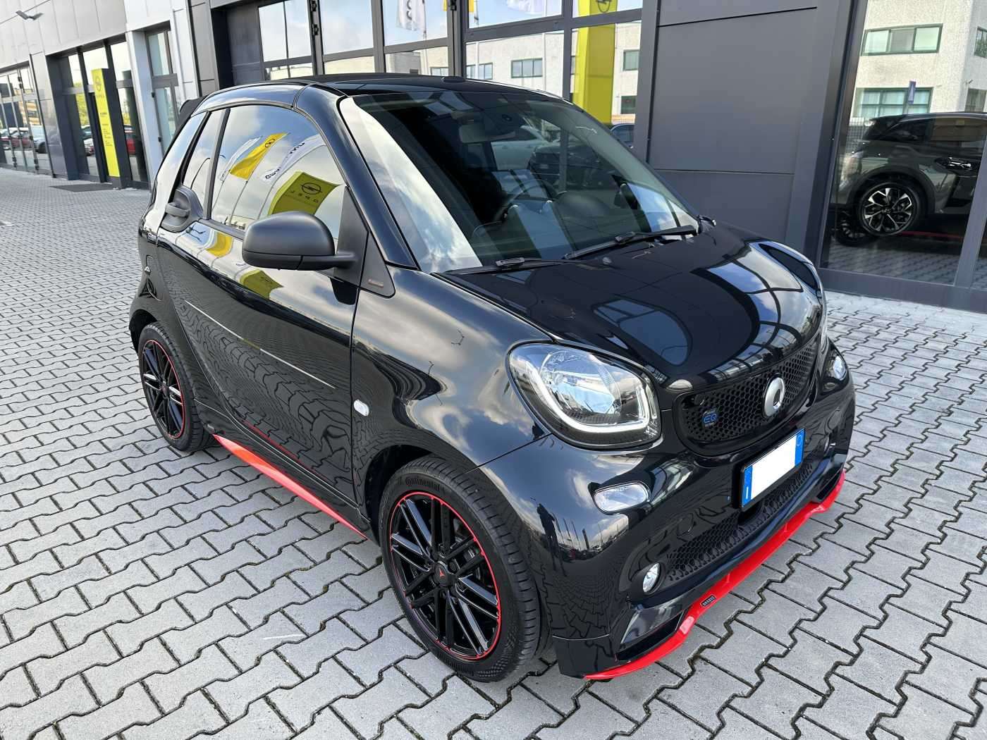 smart forTwoEQ cabrio Ushuaïa numero 5/150