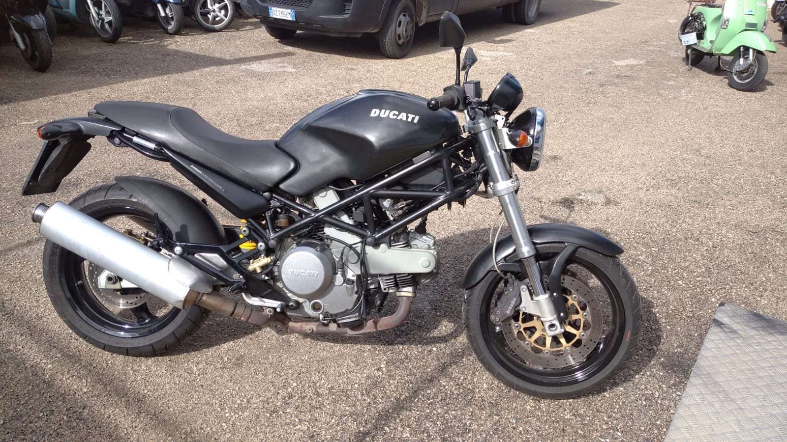 Ducati Monster 620Dark 620 ie