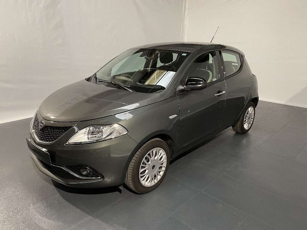 Lancia Ypsilon1.2 69 CV 5 porte Gold