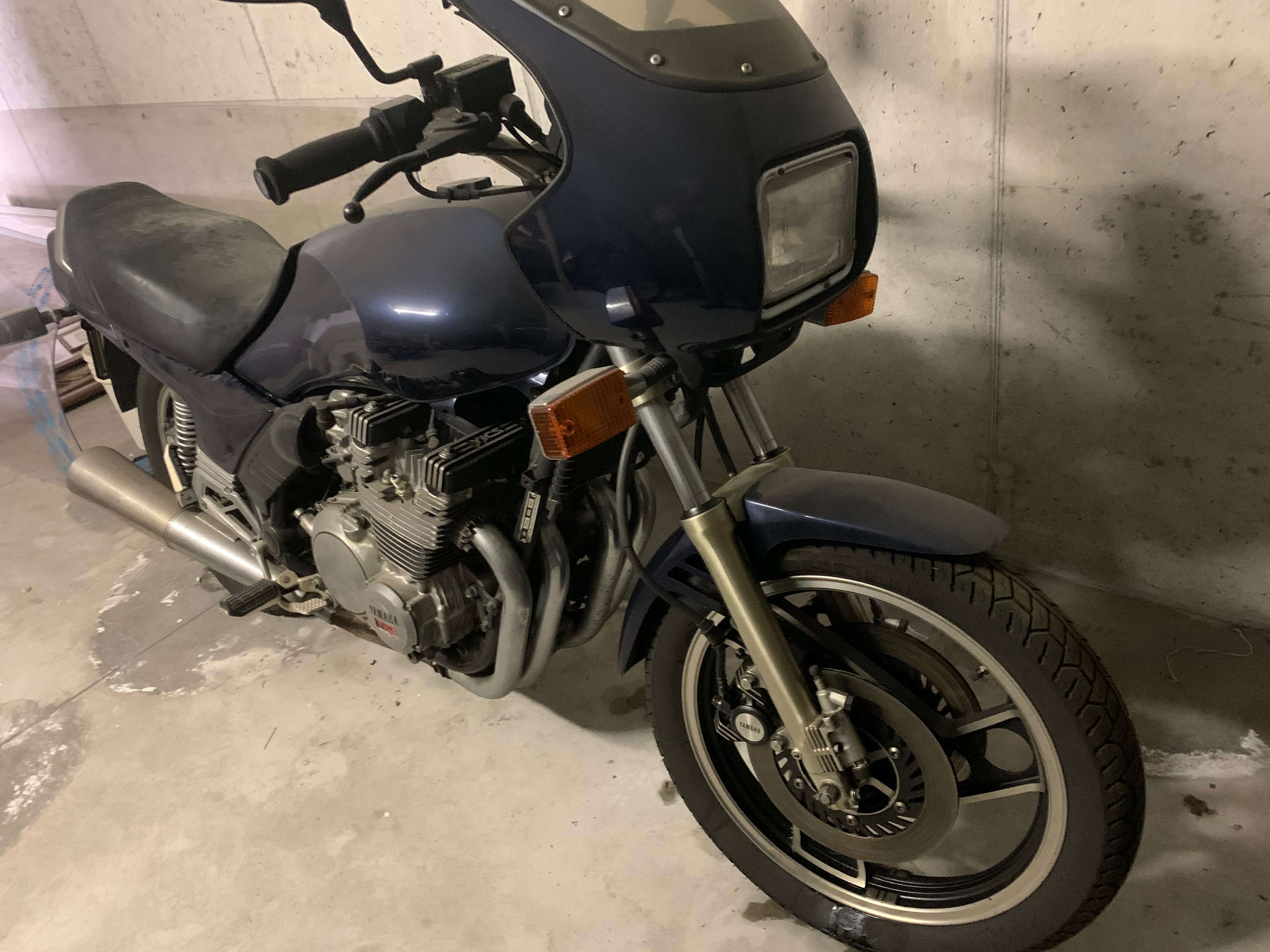 Yamaha XJ 900900