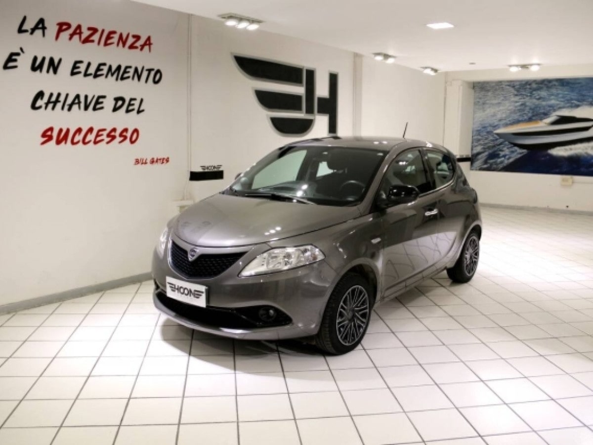 LANCIA Ypsilon 1.2 Gold s&s 69cv my19