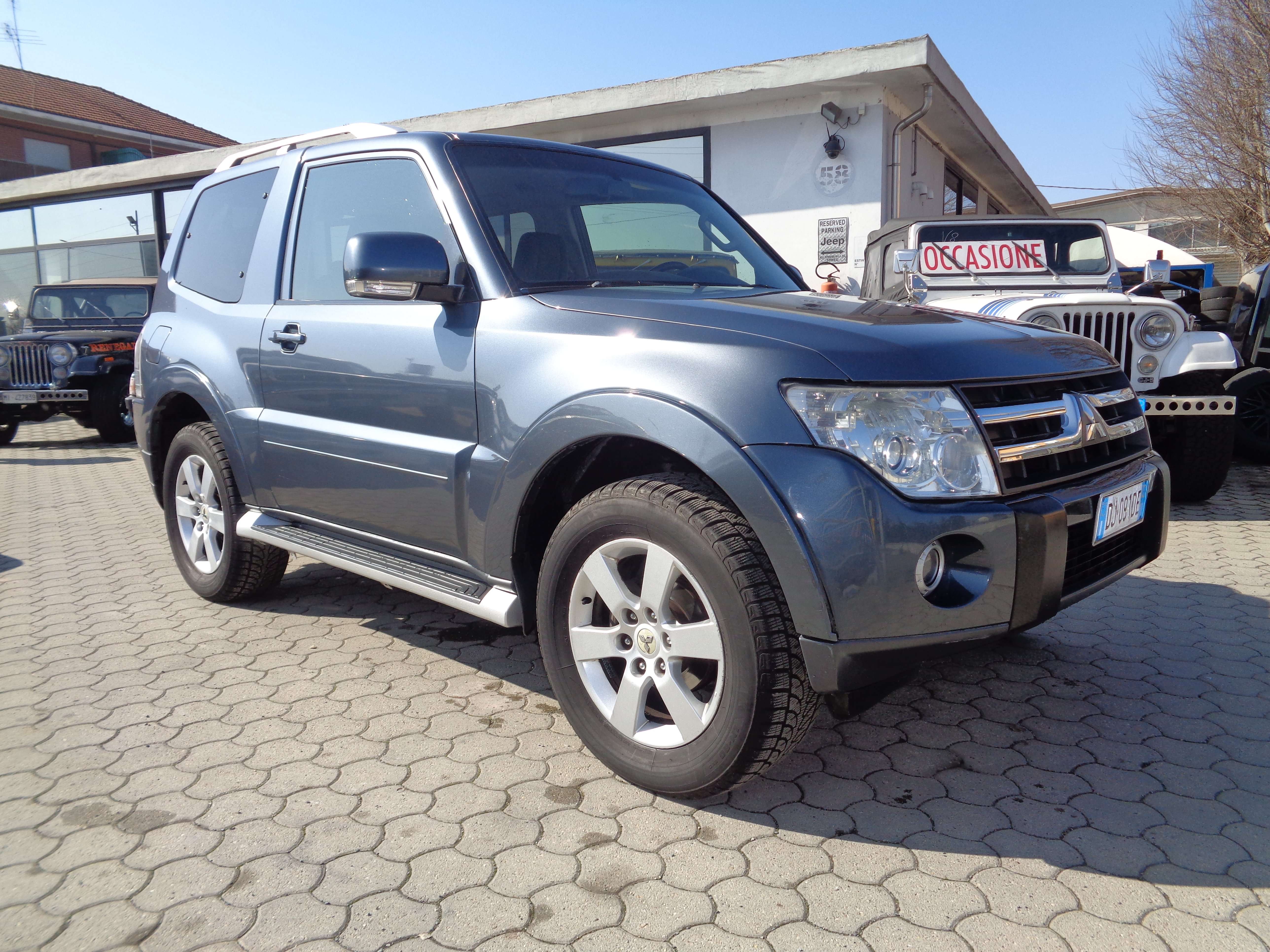 Mitsubishi PajeroPajero 3p 3.2 CR Instyle auto