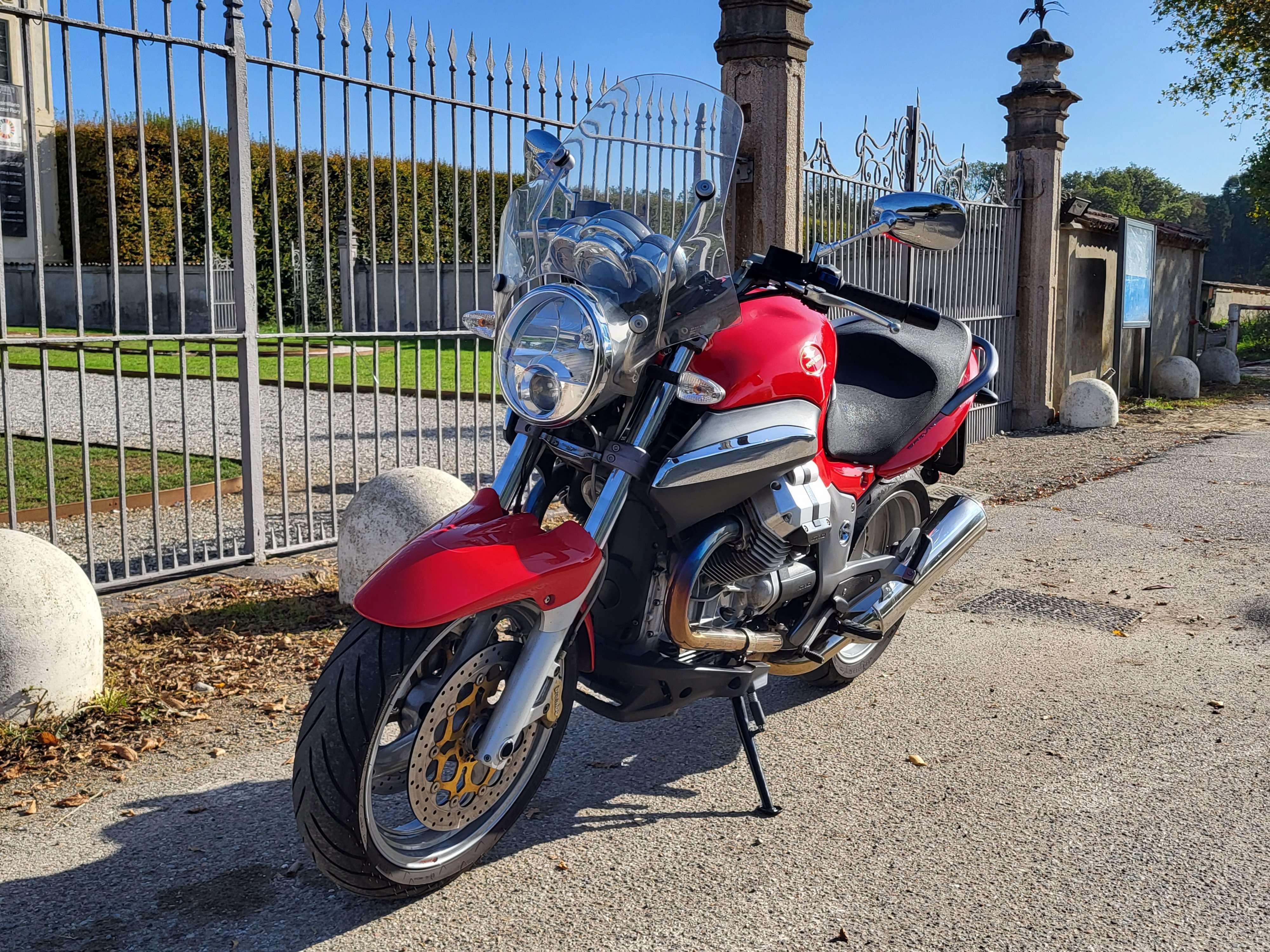 Moto Guzzi Breva 850Unica