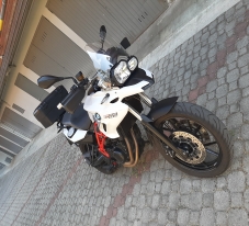 BMW F700GS