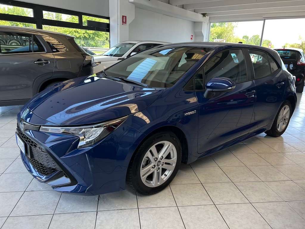 Toyota CorollaCorolla 1.8h Business cvt