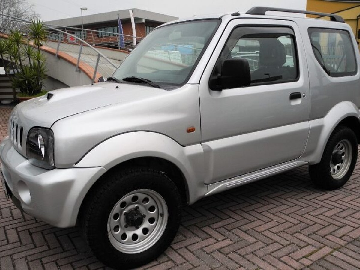 SUZUKI Jimny 3ª serie Jimny 1.5 DDiS cat 4WD