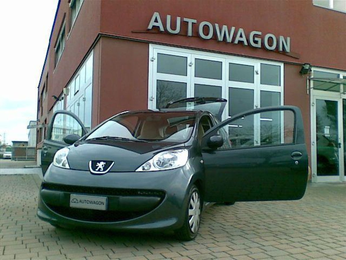 PEUGEOT 107 1.0 68CV 3p. Desir