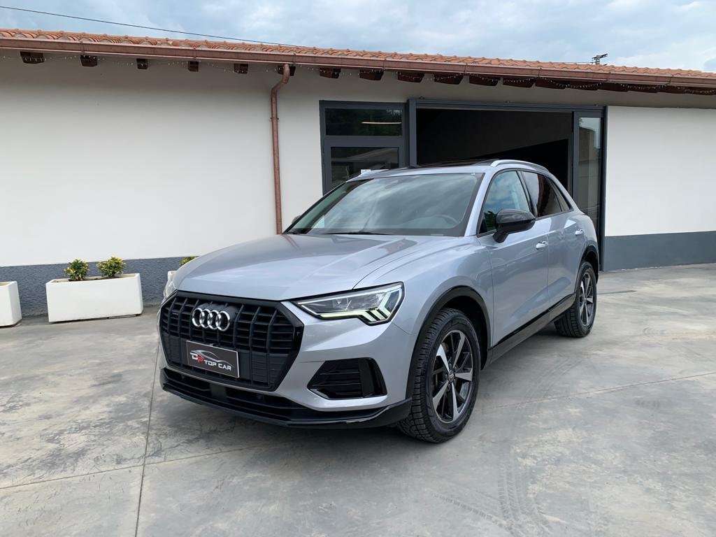 Audi Q340 2.0 tdi quattro 190cv*Fari Matrix*Tetto*Navi*18