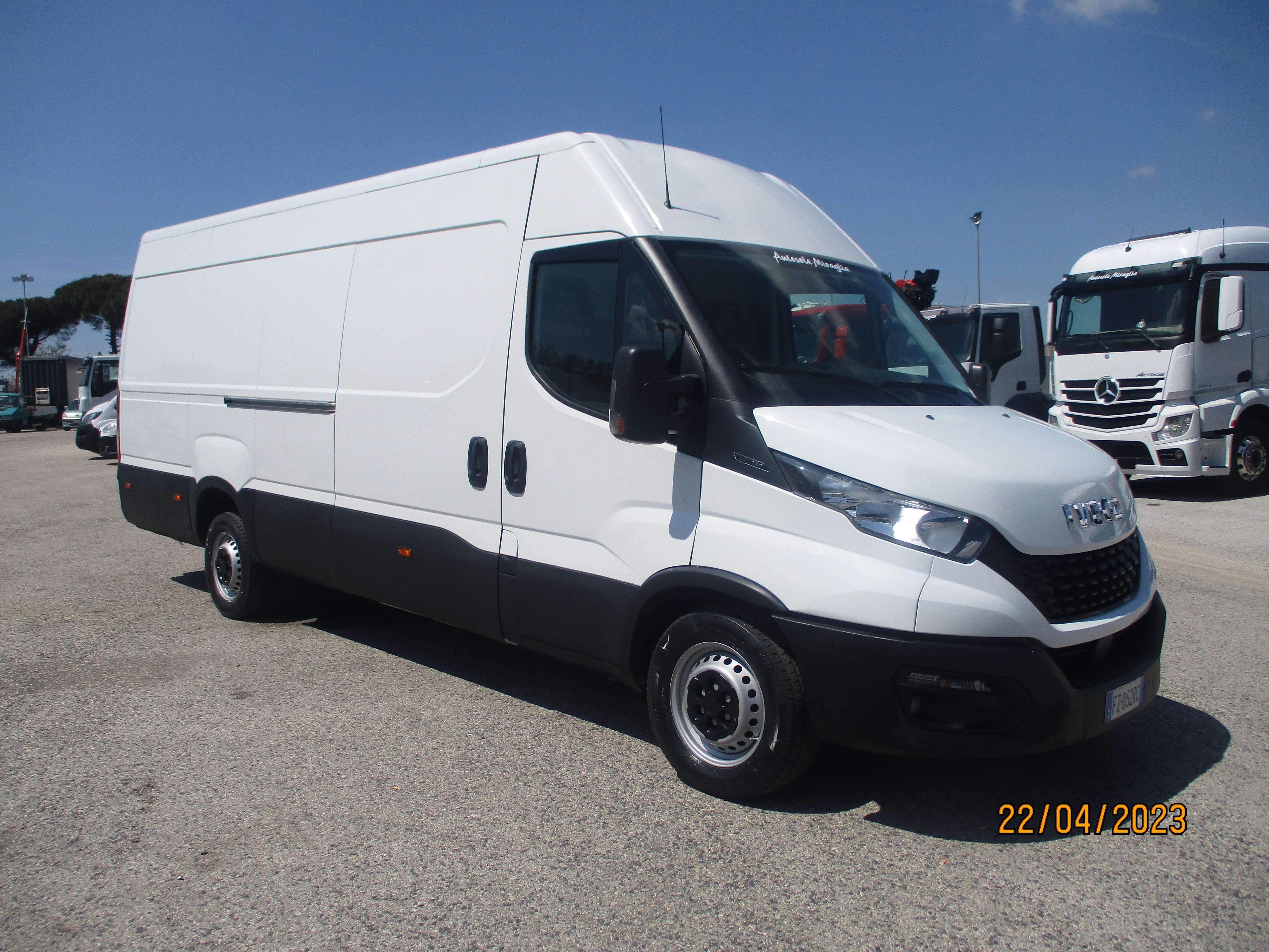 Iveco Daily35 S14 2.3 M-JET 140CV EURO 6 FURGONE MAXI P.LUNGO