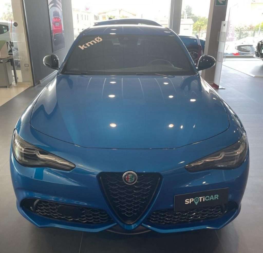 Alfa Romeo Giulia2.2 Turbodiesel 210 CV AT8 AWD Q4 Competizione