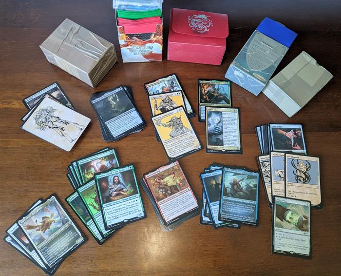 MTG MAGIC THE GATHERING: UN SACCO DI MATERIALE