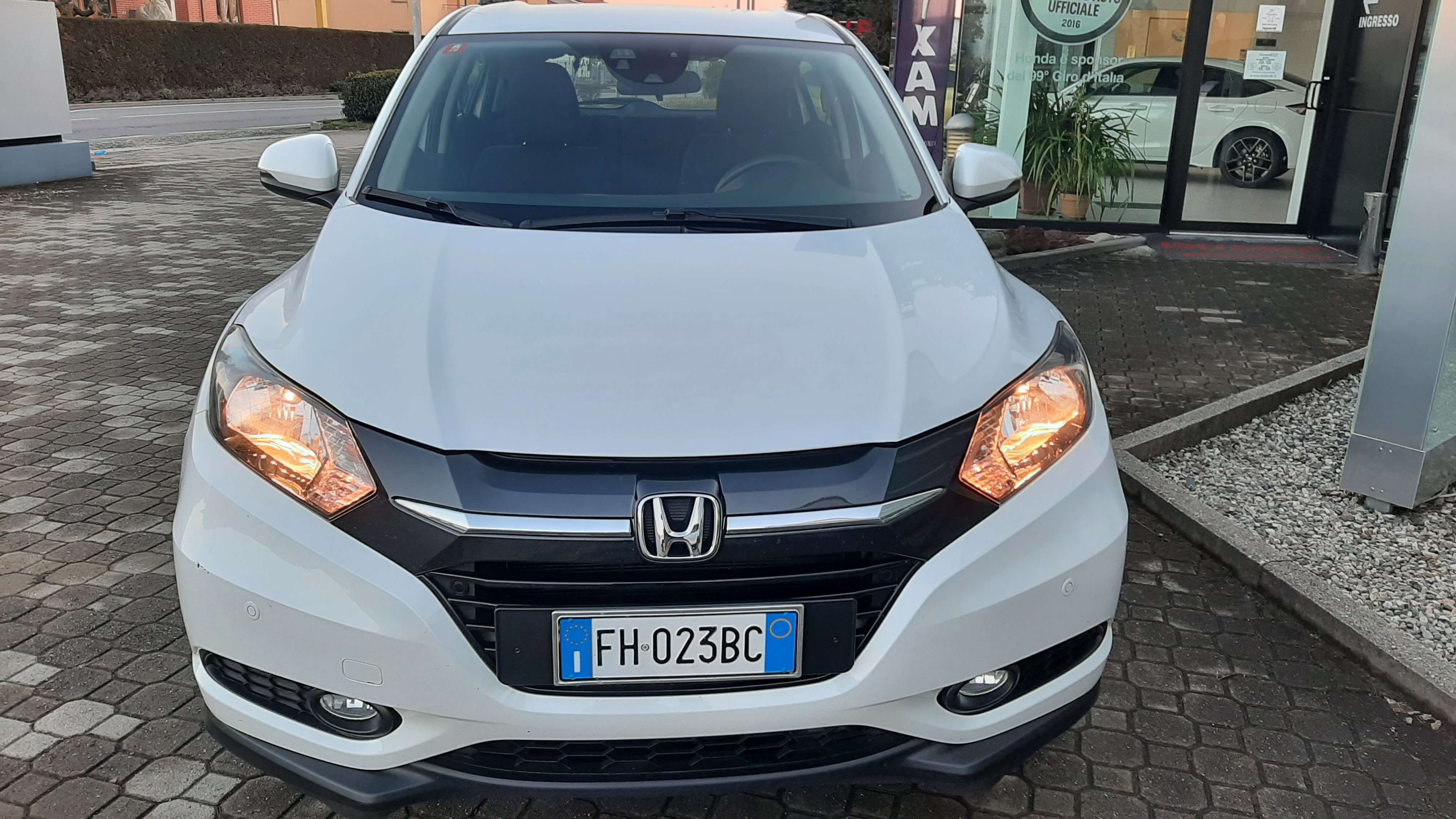 Honda HR-VHR-V 1.6 Elegance Navi Adas