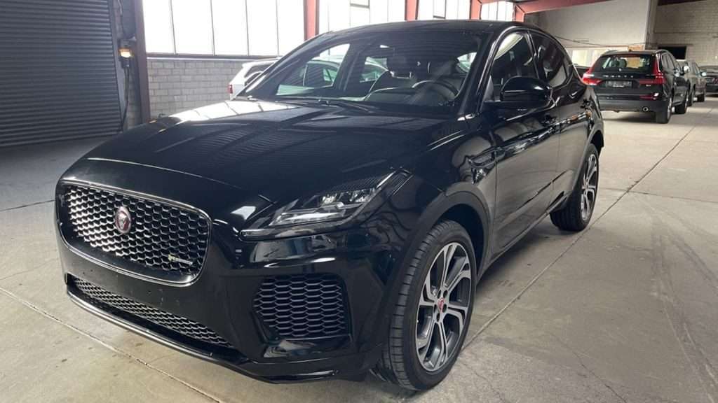 Jaguar E-Pace2.0D 180 CV 4WD R-Dynamic PANORAMA/PDC