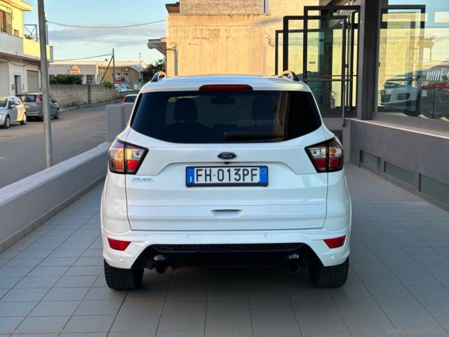 Ford kuga 1.5 tdci 120 cv s&s 2wd st-line