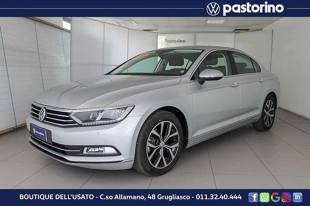 Volkswagen Passat8ª serie 2.0 TDI SCR DSG Executive -Adaptive Cruis