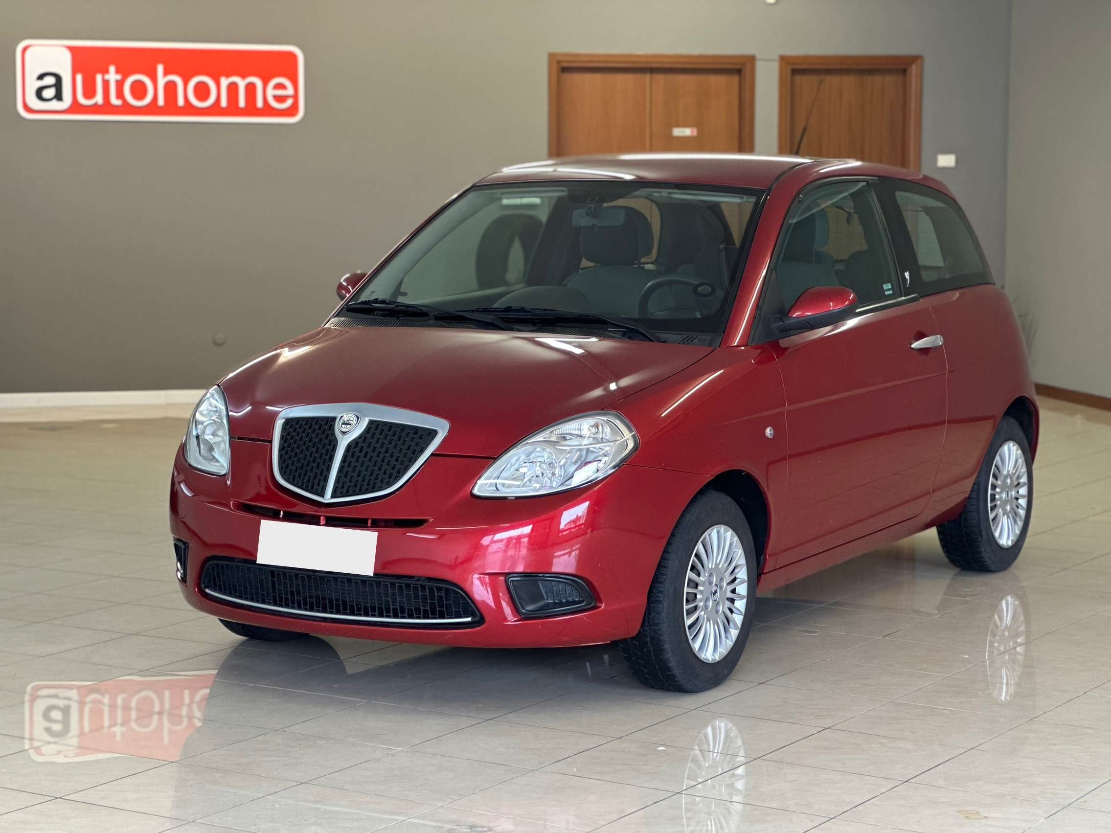 Lancia Ypsilon1.2 8v Arg.NEOPATENTATI•Tagliandata