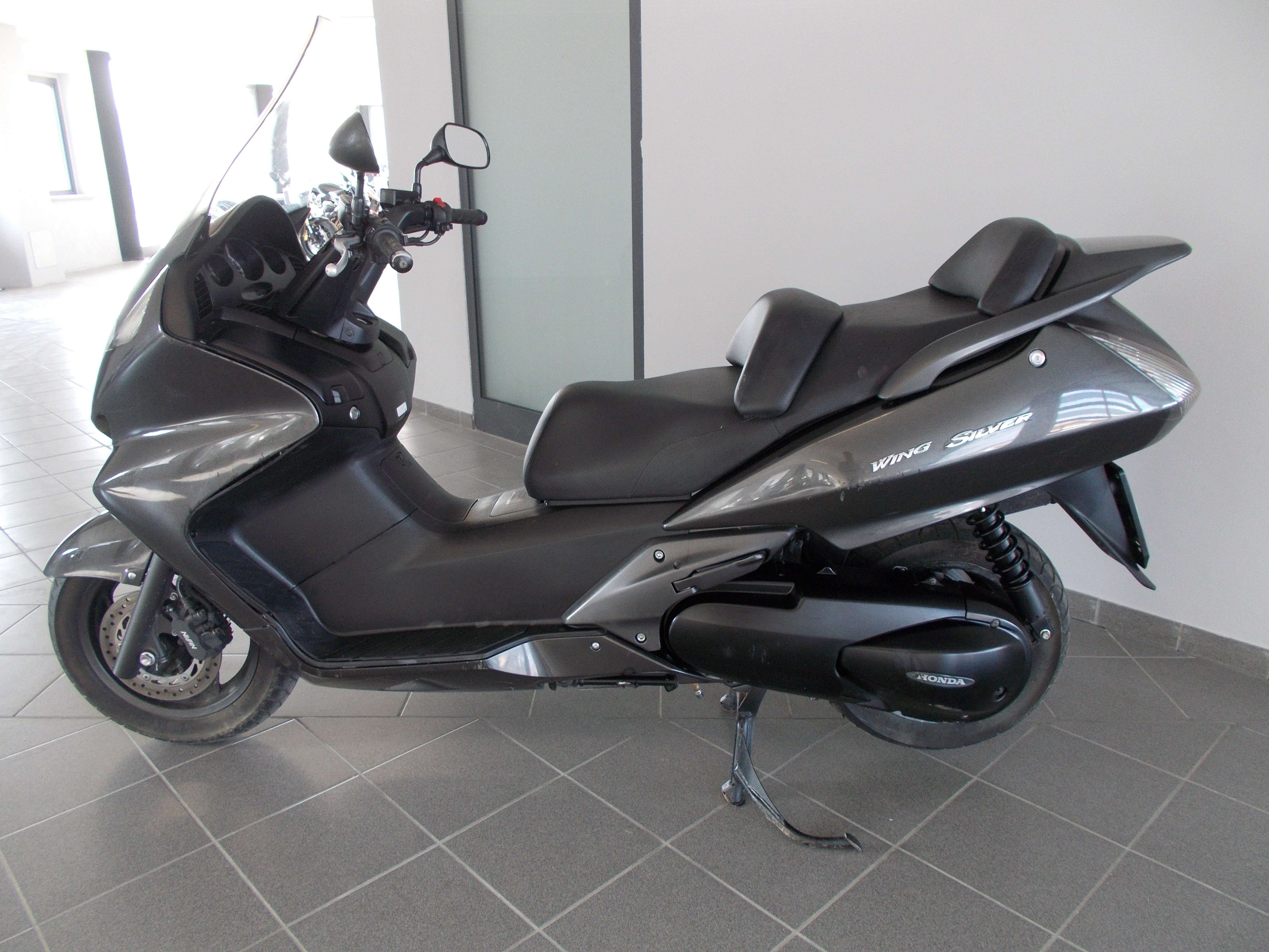 Honda Silver Wing400