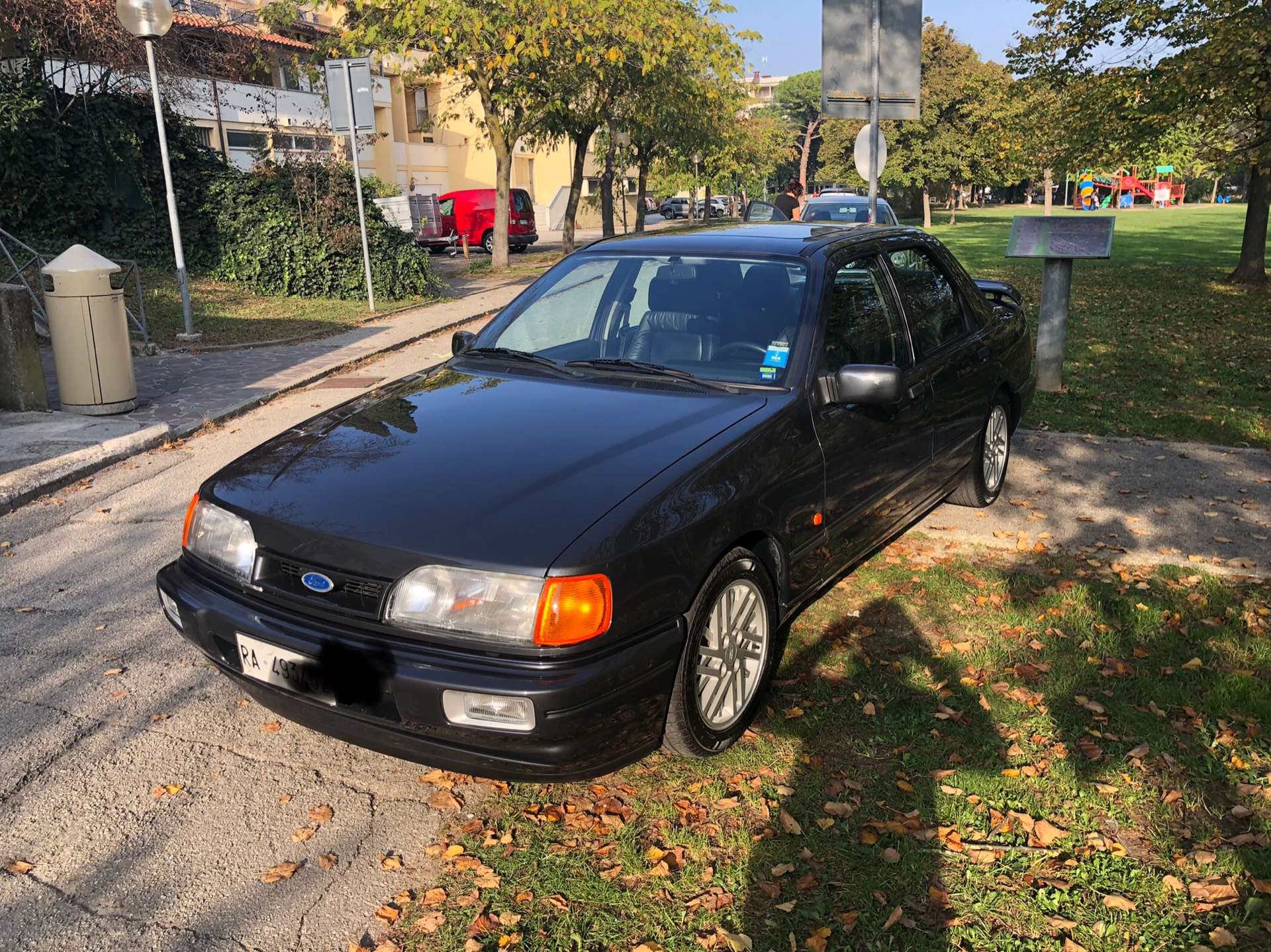 Ford Sierra4p 2.0 Cosworth