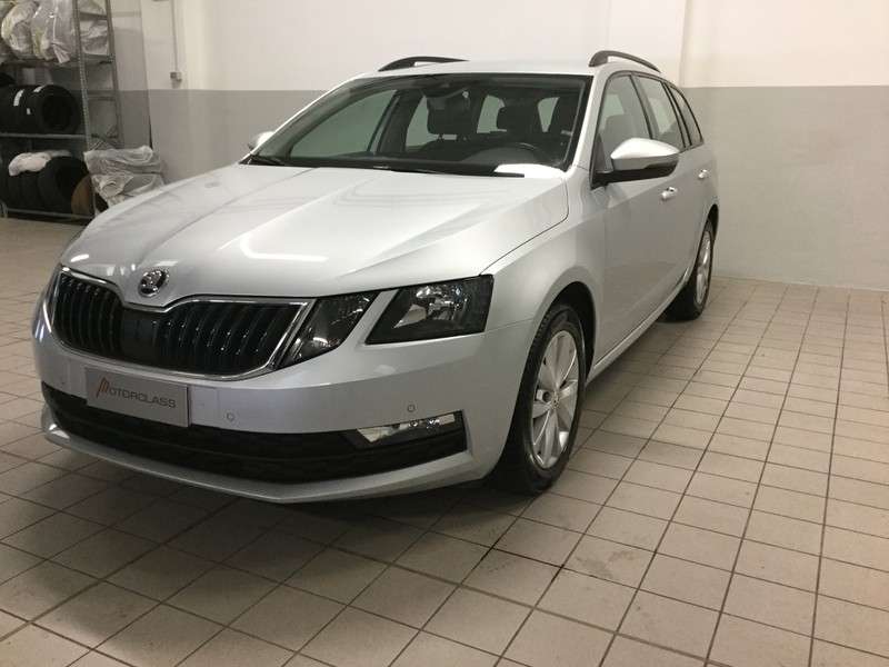 Skoda Octaviawagon 1.6 tdi executive 115cv dsg