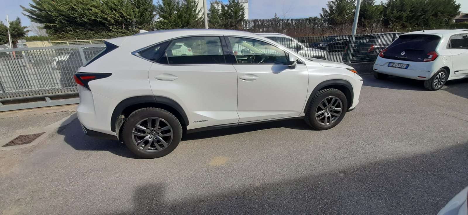 Lexus NX 300NX 300h 2.5 Executive 4wd cvt