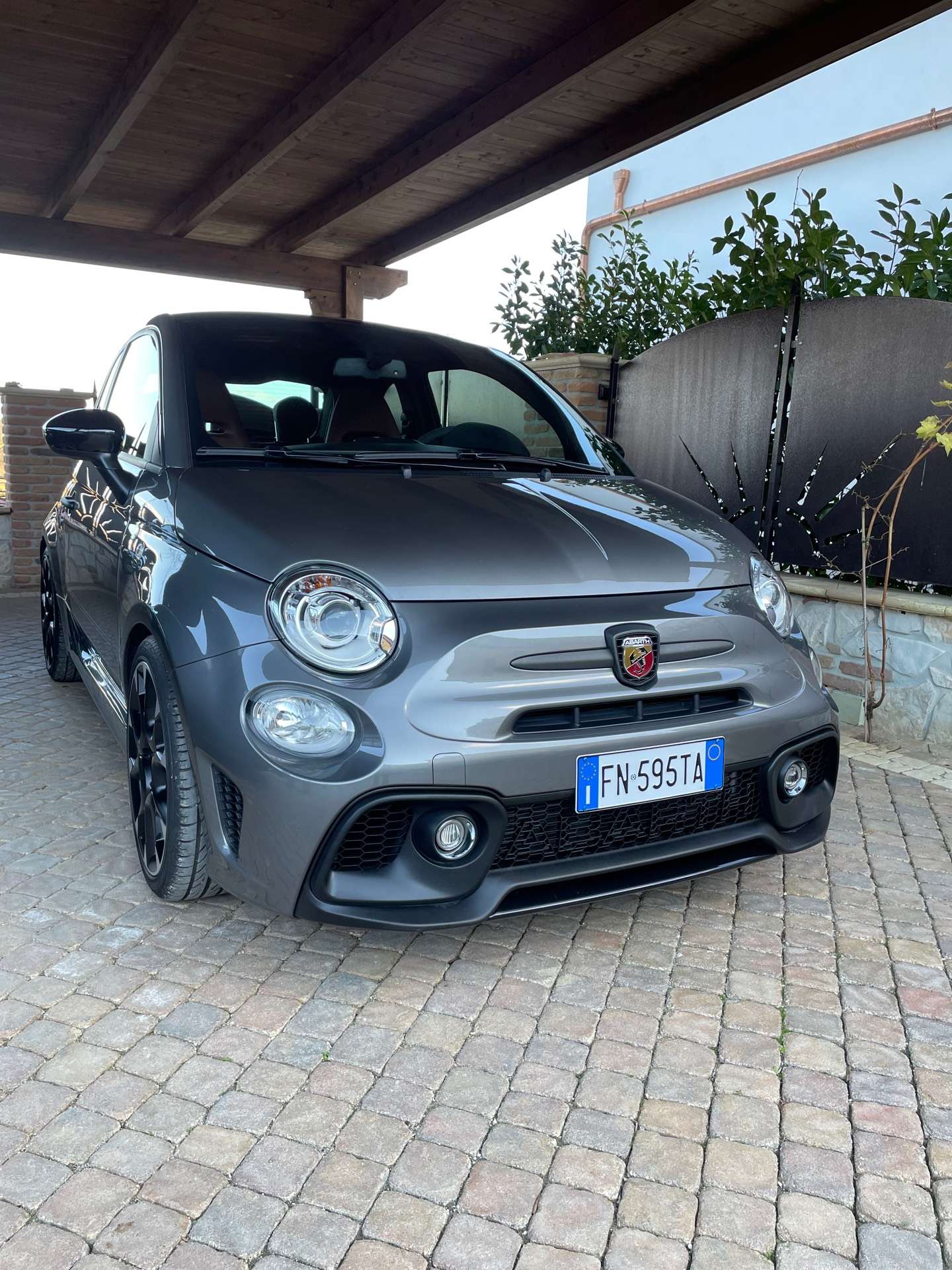 Abarth 5951.4 16v t. t-jet Competizione 180cv