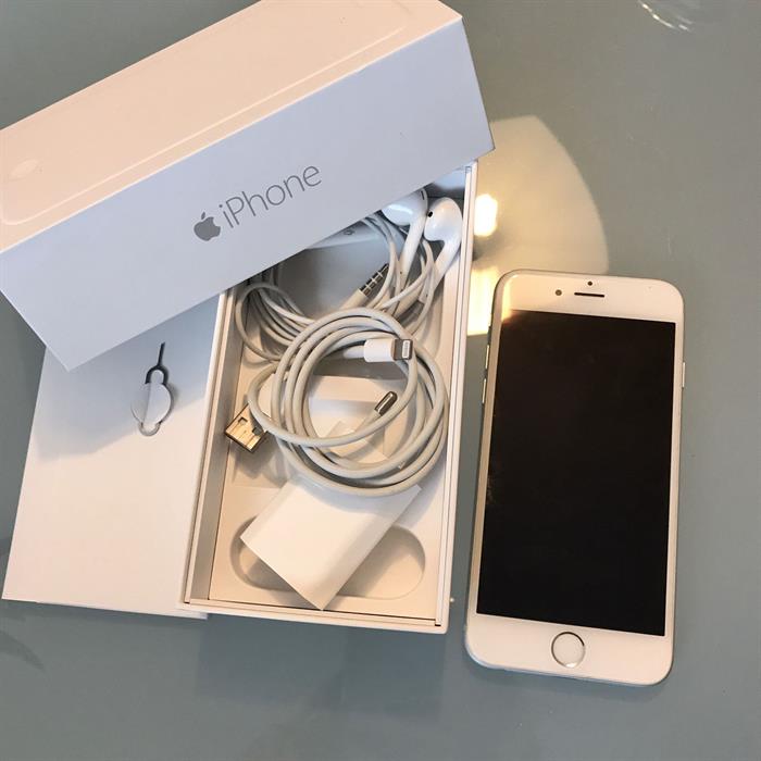 IPHONE 6 16 GB SILVER