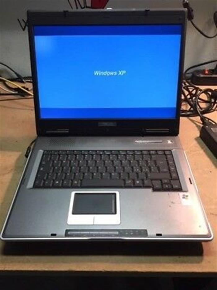 ASUS A4000