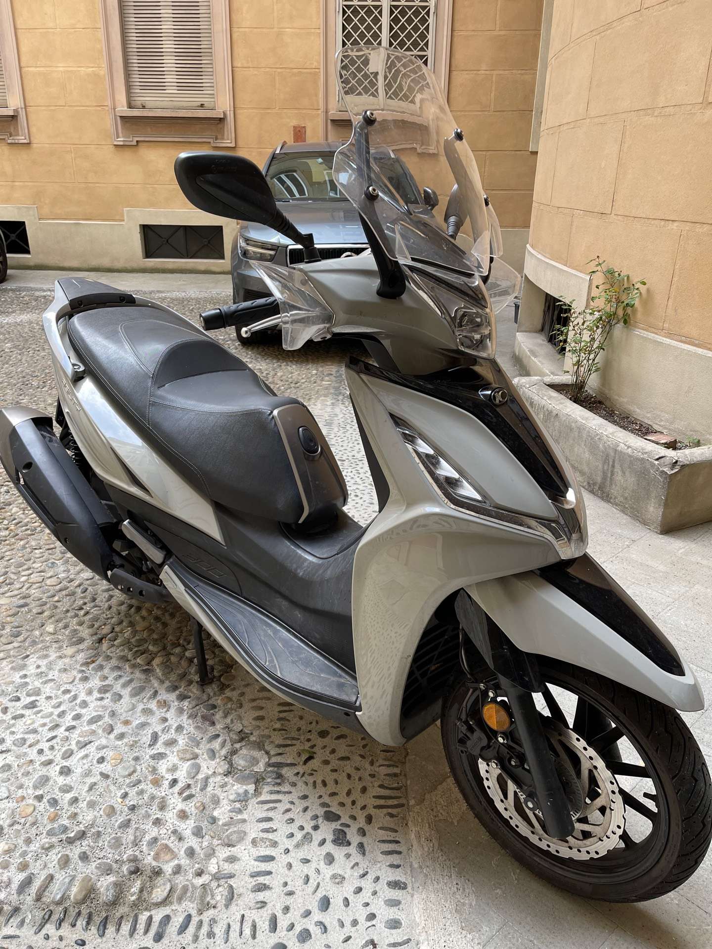 Kymco Agility 300