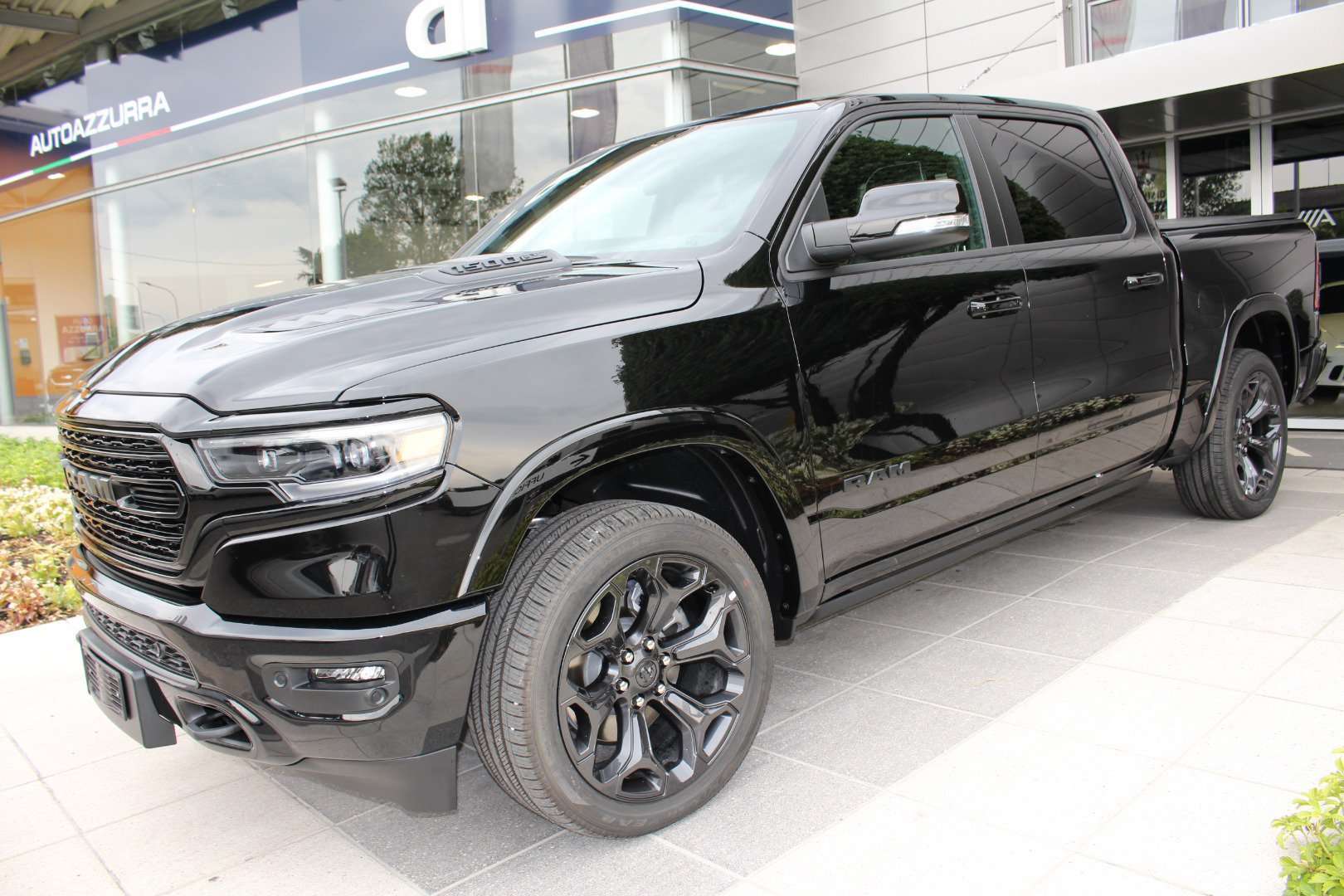 Dodge RAM5.7L V8 LIMITED Night GPL  2023 Pronta Consegna