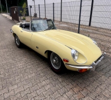 Jaguar E-Type V6 convertible