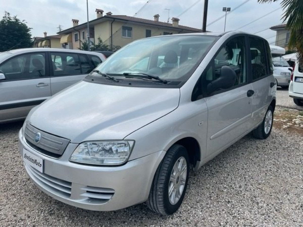 FIAT Multipla 2ª serie Multipla 1.6 16V Natural Power Dynamic