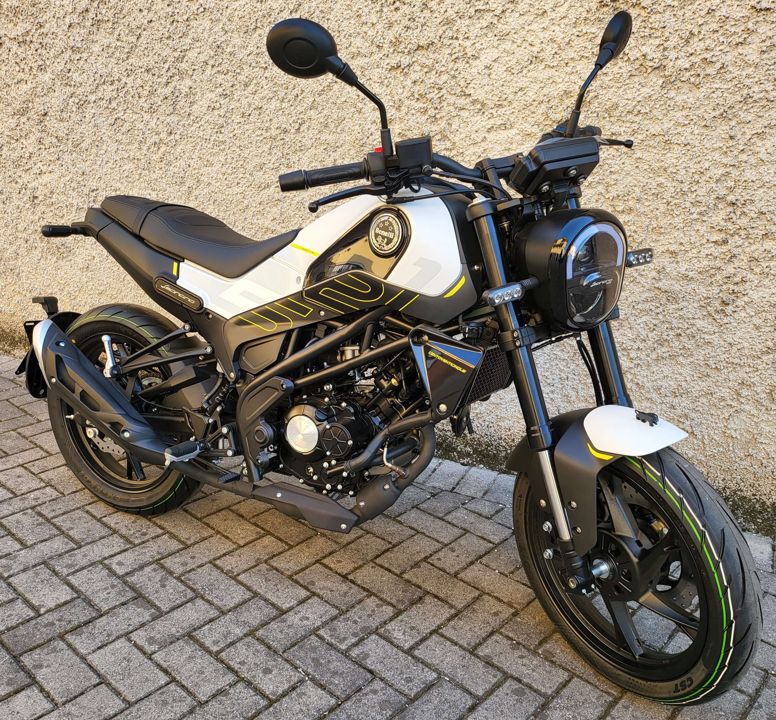 Benelli Leoncino125