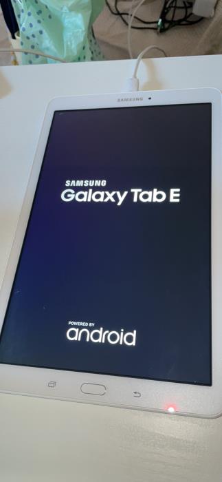 TABLET SAMSUNG TAB E