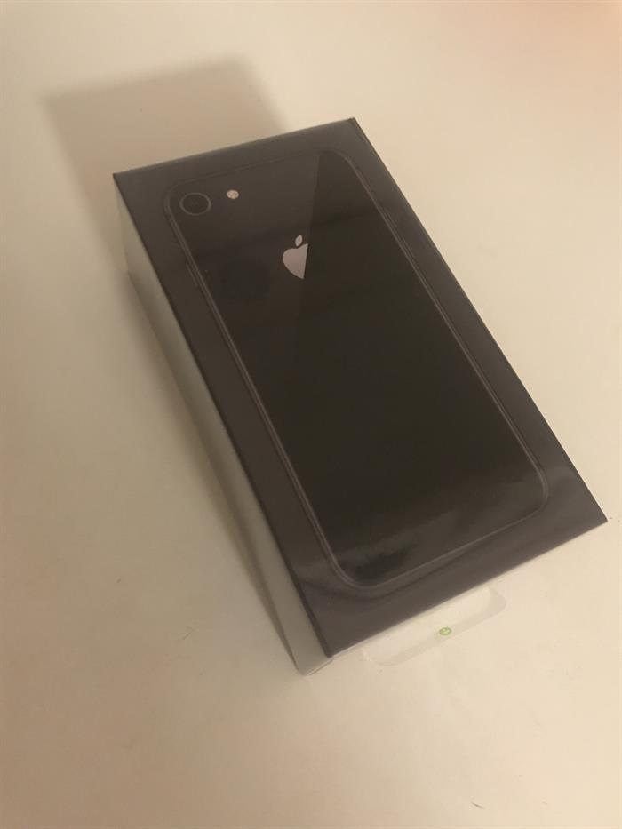 IPHONE 8 NERO 64 GB