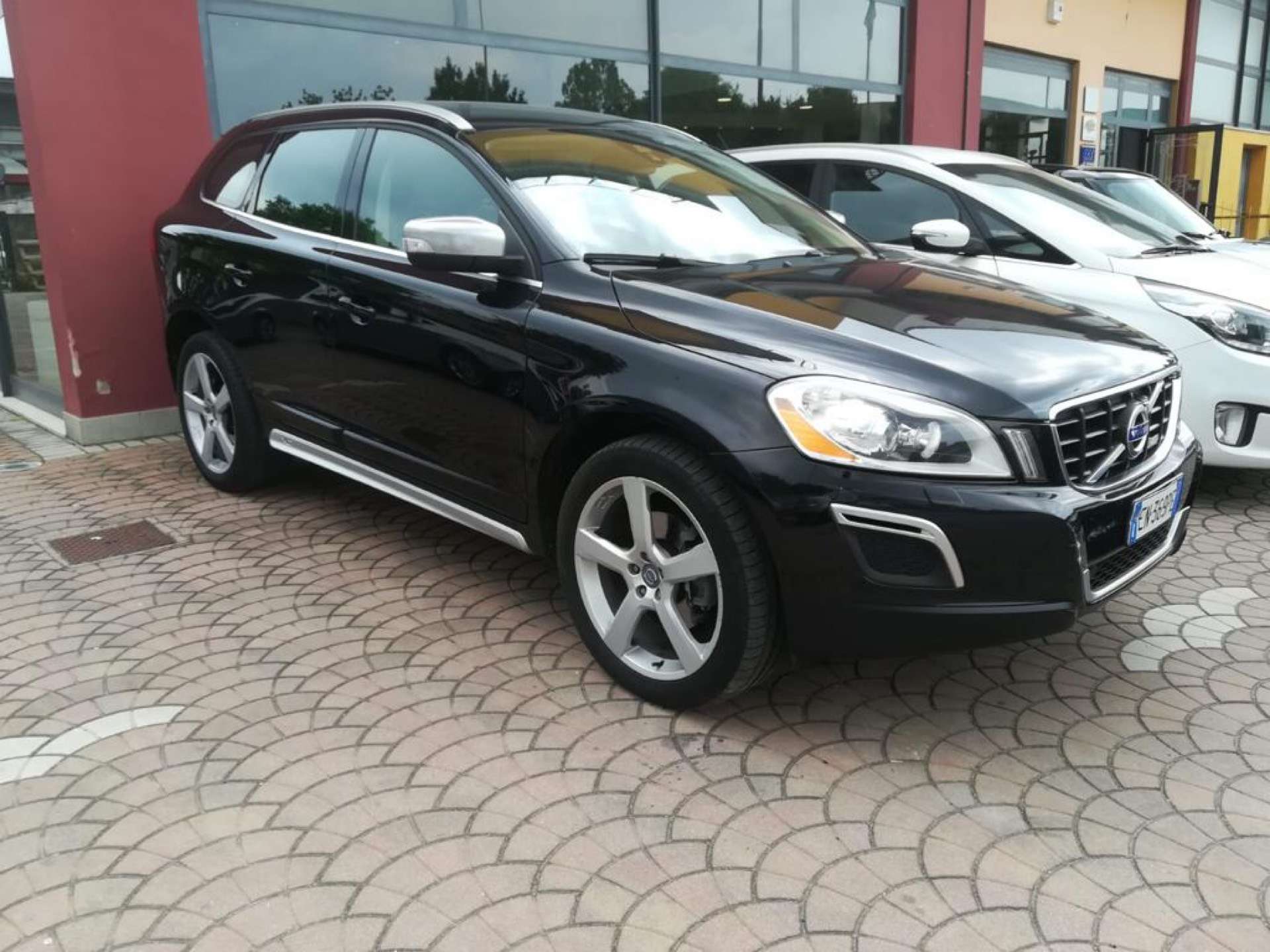 Volvo XC602.4 d5 Summum awd 215cv geartronic