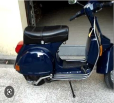 VENDO O PERMUTO CON SCOOTER VESPA PX200E