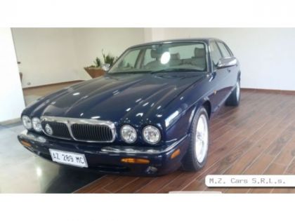 JAGUAR XJ/Sover/Daim'82-97 XJ 3.2 cat Executive