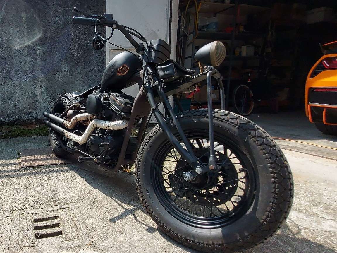 Harley-Davidson Sportster 883Brat Syle